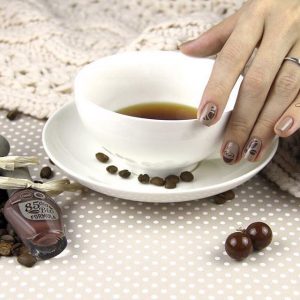 50 Amazing Coffee Nail Designs and Coffee Nail Polishes for 2025