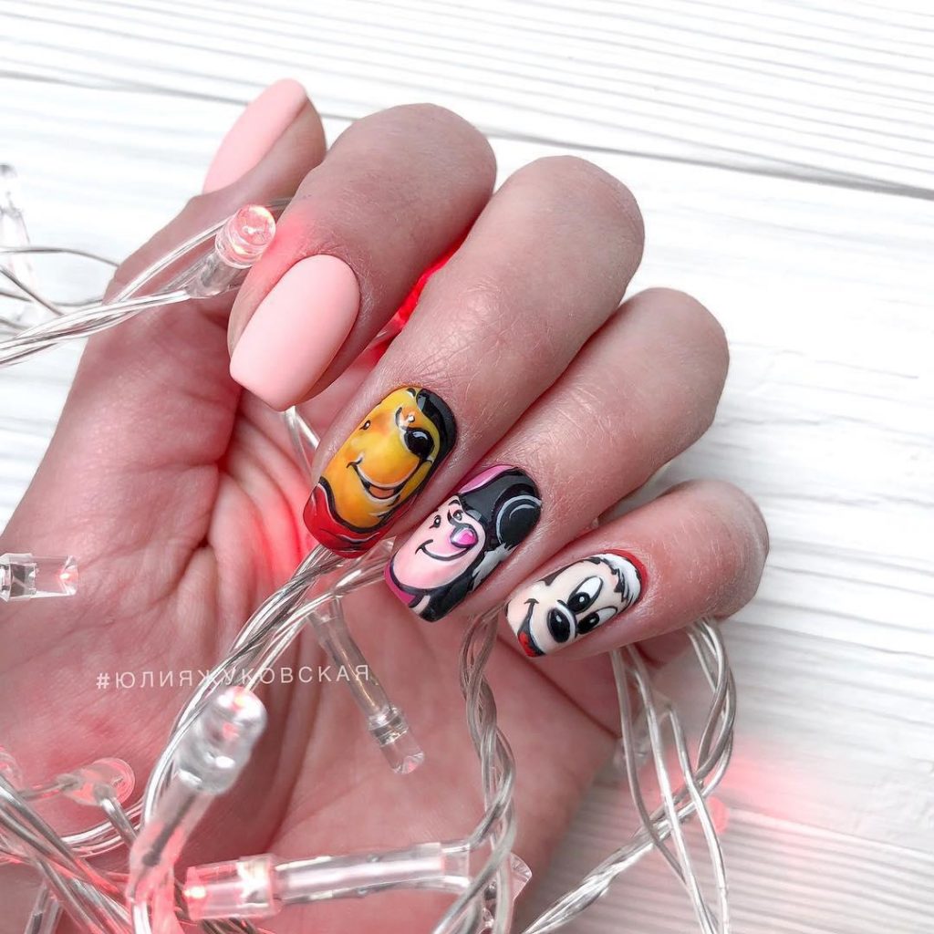 The 60 Funniest and Cutest Ideas of New Year's Pig Nail Designs