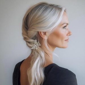 50+ Elegant Ponytail Hairstyles for Older Women